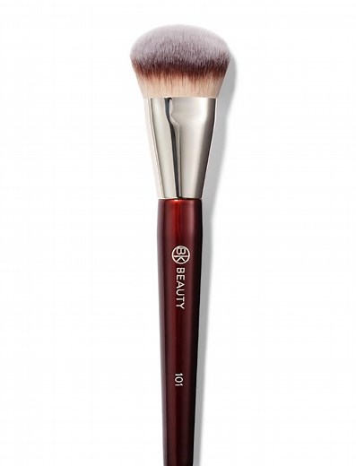 30K views · 433 reactions | It has been a very long time since I used a brush for my foundation application. Over the years I have wasted a lot of product when it gets trapped in the sponge. I wish I could affectively articulate the softness of this applicator brush. It’s just something that you have to experience for yourself. Moving forward, I will use a brush! | Mrs Kari Clark | Facebook