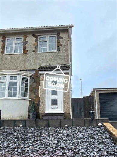 🏠COMING SOON🏠 A well presented three bedroom semi detached property situated in the popular location of Hawthorn Way, Brackla. Only a short distance from M4 corridor, great school catchment and local amenities. HIGHLY RECOMMENDED FOR VIEWINGS, PLEASE CALL 01656 750764 🏠 SEMI DETACHED 🛋 OPEN PLAN LOUNGE/DINER 🍽 KITCHEN 🚾 MODERN FAMILY BATHROOM 🛏 THREE BEDROOMS 🌳 ENCLOSED REAR GARDEN 🚗 DRIVEWAY AND SINGLE GARAGE #movinghome #threebedrooms #comingsoon #danielmatthewpropertiesbridgend #brid