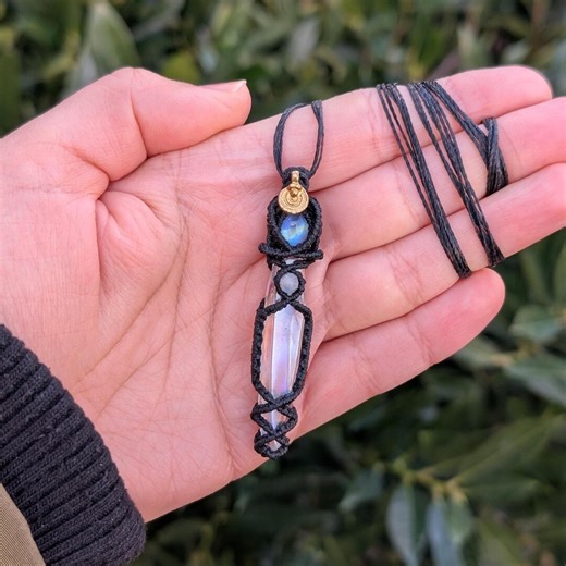 Macrame Necklace With White Labradorite & Aura Quartz Crystal Point – Handmade Shamanic Talisman - Etsy