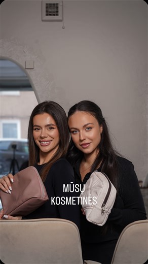 Makeup | makiažo mokymai▪️Viktoria Eismont ▪️Klaipeda▪️Reels 🤍 on Instagram: "Ką mes turime savo kosmetinėse 👝 Viktorija: @hauslabs Triclone™ Skin Tech Foundation (100) @hourglasscosmetics vanish airbrush concealer (silk) @physiciansformula Butter Glow Contour Wand (fair/light) @makeuprevolution fast base blush (baby) @lauramercier loose setting powder (translucent) @r.e.m.beauty hypernova satin matte bronzer (out of office) Mina the blush (310) @rarebeauty Positive Light Silky Touch Highlight