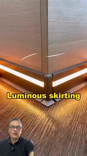 Dicas incríveis | Veja que genial esses rodapés em alumínio com LED! Além de dar um visual moderno e sofisticado, eles iluminam o ambiente de forma discreta... | Instagram