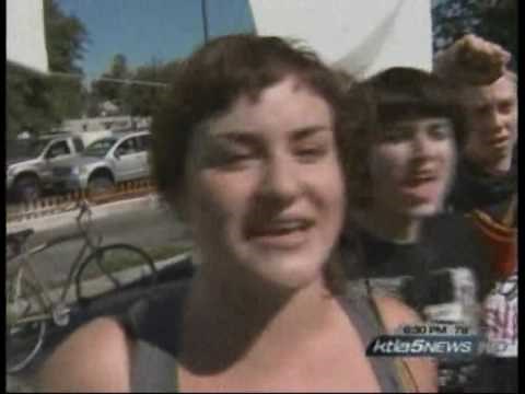 KTLA coverage of Neo-Nazi counterdemo in Riverside 26sep2009