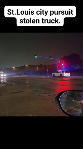 136K views · 898 reactions | East StL or St Louis city pursuit of Stolen Truck | Downstate Illinois-Metro East StL Scanner 911-DIMEcom | Facebook