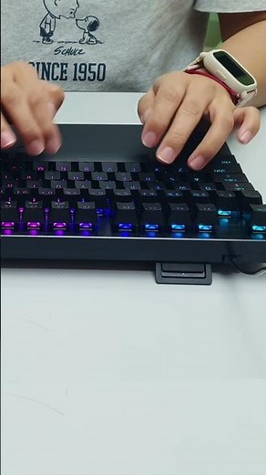 Meet the Razer Huntsman V3 Pro TKL, your new clutch machine.