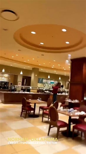 “Oh my God”: Wild video captures the moment a hotel lobby ceiling collapses as winter weather slams Norman, Oklahoma. http://www.wbaltv.com/article/ceiling-collapse-tiktok-hotel-video-oklahoma/70124570 | WBAL-TV 11 Baltimore