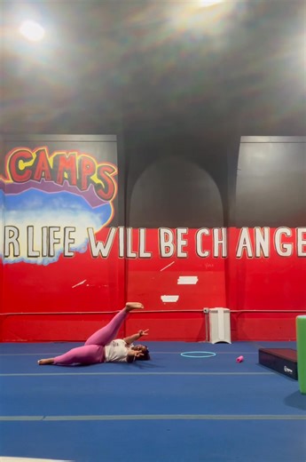 Now why would we tell these people we wanna compete with them in the old vs new cheerleading thing..Tt tired🤣🤣🤣🤣🤣🤣 Keyshia Jackson I’ll be back in a week with a update😂 | Myayla Thomas