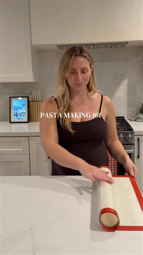 Alessandra Brontsema on Instagram: "Pasta Making 101 — homemade pasta dough Recipe: (about 4 servings) 2.5 cups 00 flour 4 whole large eggs - start by mixing your eggs really well with a little bit of flour - slowly mix in flour little by little with a fork and then use a bench scraper to continue mixing - squeeze and work the dough with your hands (mainly your palms) before kneading - knead until dough is nice and smooth - press your thumb in and make sure it bounces back - cover and rest for a