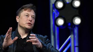 Tesla stock: ‘Expect Elon Musk to remain defensive,’ analyst says