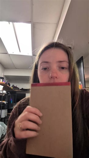 Tapping Random Objects for ASMR Relaxation