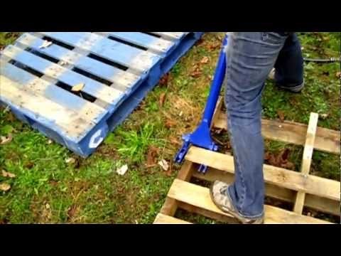 Debbie Uses The Deluxe Pallet Buster To Turn Free Wood Pallets Into Free Lumber