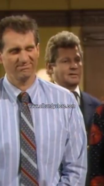 31K views · 1.2K reactions | Closing scene from an episode that was aired 5 years after the conclusion of the series 藍藍藍藍 #albundy #marriedwithchildren #banned #censored #comedy #sitcom | Al Bundy Store | Facebook
