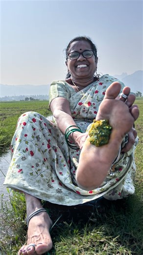 Selvi's way on Instagram: "ஆணி கால்🦶 உடனே குணமாக 3 Natural Ingredients🍃போதும்! #health Struggling with painful foot corns? Try this 100% natural remedy using Ingredients: Henna Leaves (மருதாணி இலைகள்) 🌿 Camphor (கற்பூரம்) ❄ Turmeric (மஞ்சள்) ✨ this simple DIY treatment helps soften, heal, and remove corns naturally—No chemicals, just pure nature! 🌍💚 #selvisway #healthtips #footcorns #ஆணிகால் #callus #natural #homeremedies #nature #instareels #instagood #shorts #minivlog #tamilreels [ கால் ஆ