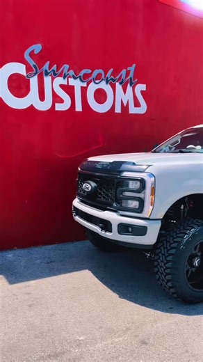 Suncoast Customs | 2025 Ford F-350 6” ReadyLift Radius Arm Lift Kit w/ Falcon Shocks 22x12” KG-1 Forged Clockwork Wheels 37x13.50x22 Toyo Open Country M/T... | Instagram