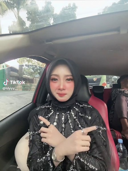 Velocity Edits: Enjoy the Latest Trendy Effects