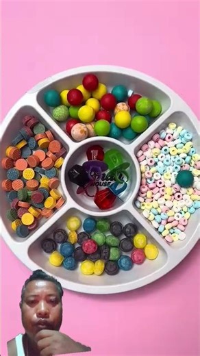 18Jan candy shorts nicking l 90s week with nostalgic bing! 🍭which 90s candies were your favorite🩷