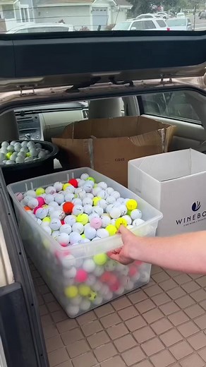Creative Rainbow Golf Balls: A Fun Challenge