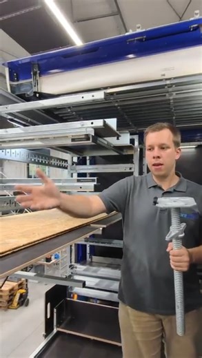 Vario-Load-Rescue Module 2: OSB board compartment | THW vehicle technology #THW