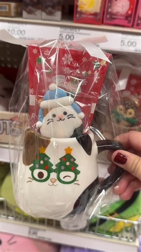 Target • Walmart • Amazon & More on Instagram: "Ahhh how cute! Squishmallow beauty and mug gift sets at Target! 🎯 ✨🎄 Follow + comment “SHOP” for a link! ✨MUST BE FOLLOWING FOR THE LINK TO COME THROUGH✨ #paidlink"