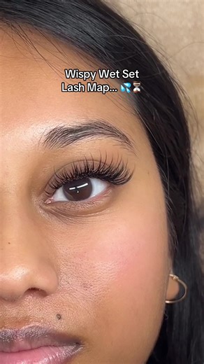 I created a natural & wispy wet set using our 0.03C premium synthetic volume trays 💦 Shop now ➡️ www.shopvolashes.com #volashes #wispywetset #wetset #wispylashes #lashtech #lashtechtips #torontolashes #torontolashextensions #lashextensions #lashmap