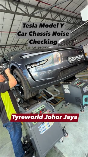 🚗Car Suspension Noise Checking By Chassis Road Simulator🛞 ✅ Accurate Simulation of Road Conditions: ✅ More Precisely and accurately Detection of Problems: ✅ Efficient Diagnostics: ✅ This allows for the identification of abnormal noises, vibrations, and other issues that might not be easily detected during normal driving or static inspections. 📍Location: https://maps.app.goo.gl/4YuFJYmzPCQnMv4a6?g_st=com.google.maps.preview.copy ☎️You may contact our sales advisor at: Sam @ 0128119220 or click