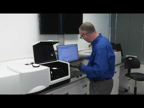 How do you analyze powder samples using Integrating Sphere?