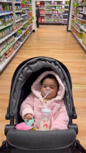 @bubbanestofficial | Parents are loving this for those busy, tiring moments when you need an extra hand. Designed to support feeding time while letting you stay... | Instagram