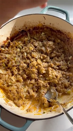 Game Day Essential- Cheeseburger Spring Rolls 🍔 fusion of your favorite cheeseburger flavors transformed into a bite-sized, crispy delight that's perfect for munching. | Grilled Cheese Social