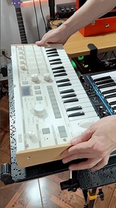 RocknRoller RCK-1 Compact Keystand Keyboard Stand #studiovibes #musicproducer #moog #korg #synth