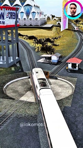 3 Kereta Api Cepat Melintasi Turntable Persilangan Kereta Cepat #train #automobile #railway #keretan