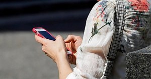 Police issue warning about a text message scam for Ontario licence plate sticker refund | Globalnews.ca