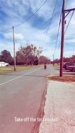 MiniBike Sam on Instagram: "This bike is fun af! Video is sped up but hitting 50s real smooth with the new flat top piston #bikelife #mini_bike_customs_fabrications #speedkills⚡️#motovox #ombwarehouseparts #gopowersportsperformance #minibikesofinstagram #billet #juggernaut #arc #predator212cc #nonhemi"