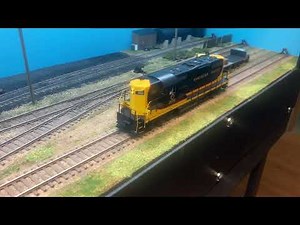 HO Walthers Mainline EMD GP9 Sound Test