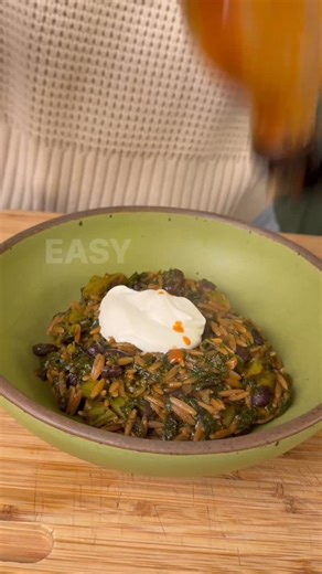 Sohla El-Waylly on Instagram: "Toasted Taco Orzo for Tired, Hungry, Busy People Serves 4 Ready in 30 minutes ¼ cup olive oil 1 cup dried orzo 5 garlic cloves 2 tablespoons double concentrated tomato paste (or 2x regular tom. paste) 2 to 4 tablespoons taco seasoning 1 (10 to 16 ounce) bag frozen chopped kale 1 (15 ounce) can black beans, drained 2 cups chicken broth (or 2 teaspoons bouillon & 2 cups water) Salt to taste 2 tablespoons butter Garnish with sour cream & hot sauce 1. Add the oil, orzo