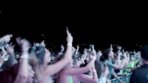 34 reactions | Explore sE live microphones like the V7, used and trusted by renowned artists and engineers worldwide.  | sE Electronics | Facebook