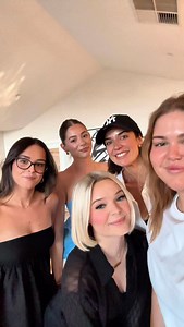 Cheese, creativity, and a touch of chaos , the perfect Allure combo 🧀🎨 The girls nailed precision (as always), and I… well, let’s just say my painting had creative freedom 😂 Here’s to team bonding, plenty of laughs, and platters that deserve their own art show 💕 #allurelashes #teambonding #lashtechlife #beautysalonhumor #alburybeauty #paintingoutsidethelines #paintandsip #paintbynumbers #teambonding | Allure Lash and Beauty Bar