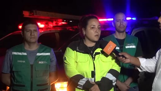 Nuestro Programa de Manejo de Fauna Silvestre de la Gobernación de Santa Cruz desplegó un operativo de búsqueda con drones térmicos y rastrillajes en el Centro de Atención y Derivación (CAD) y sus alrededores para localizar a una ocelote hembra que escapó de su jaula durante un procedimiento rutinario. Es importante destacar que el animal no representa un peligro para la población y que se están tomando todas las medidas necesarias para su recuperación. Contactanos: 800-142052 70801490 | Goberna