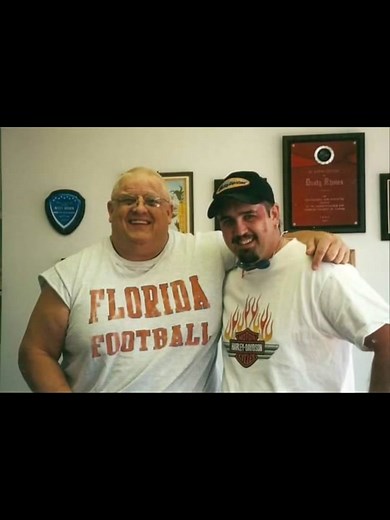 Friends In Low Places#⁉️ I've been super blessed to have met so many cool folks and become peers and friends #blessed #friends #legend #legends #gcw #awa #roh #tna #demolition #wow #wcw #wwe #wwf #funk #hardcore #fourhorsemen #njpw #nwa #babydoll #damn #bulletclub #bullet #playboy #paulbearer #hero #heroes #villain #wwehof #halloffame #americandream #jakethesnake #assassin #bully #tagteam #tagteamwrestling #womenwrestling #maskedwrestler #pwi #dragon #mayor #familyguy #batman #ddp #ddpyoga #bruc