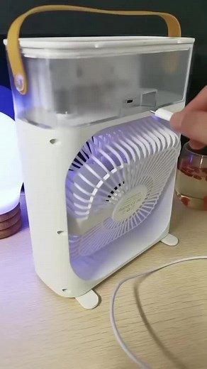 kipas angin mini humidifier bisa di bawa kemana mana beli klik keranjang kuning 😍#kipas #kipasangin #kipasmultipungsi #kipasanginportable #kipasanginmini #kipashumidifier #tiktokshopindonesia #fyp