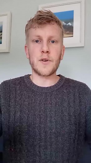 Can you create a loop with these two pieces?! #puzzle #puzzles #amazing #challenge