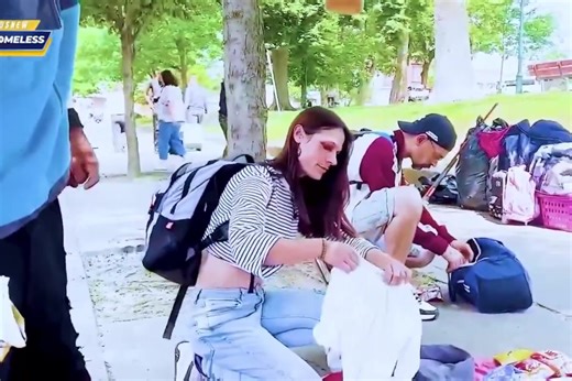 Philadelphia Homeless Crisis 2025 Inside Kensington’s Drug Ravaged Streets Homeless in America | Story Bule