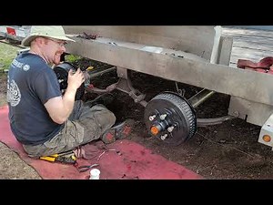 Replacing trailer axles...My axles were ready to FALL OFF!