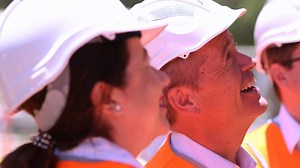 Shorten promises mining research during marginal WA visit