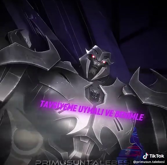 Transformers Knockout vs Predaking Showdown