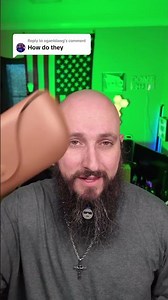 They use a USB to magnetic charging cable👓🔋 The magnetic connector snaps right onto the glasses,