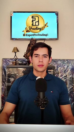 Indicadores Para Empezar En El Trading Parte 4✨. Media Móvil de Convergencia y Divergencia o también conocida como MACD es un indicador de tipo oscilador que se mueve alrededor de una línea de nivel 0 este indicador nos puede dar información de tendencia como también de reversión. Este indicador mide la convergencia y la divergencia de dos medias móviles. Una media móvil rápida de 12 periodos (Que es la línea amarilla). Una media móvil lenta de 26 periodos (Que es la línea macd azul). #educacion