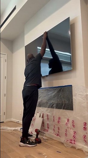 How to install the Lg G3 OLED #fyp #tv #lg #reels #tiktok #install #work #tvmounting #funny #sonos