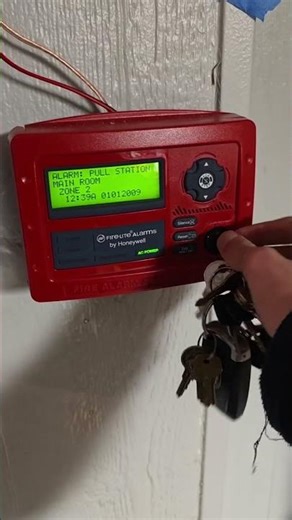 Testing a Simplex T Bar Fire Alarm Pull Station