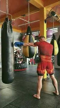 Cách ra đòn từ xa. #MMA #Striking #DistanceControl #Footwork #MMATechnique #Movement #iicombatcoach