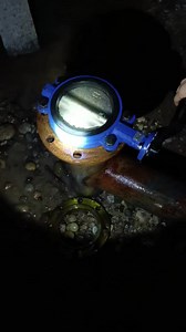 Butterfly valve.....A butterfly valve is a member of the quarter-turn valve family and can be closed much more quickly than a gate valve, which requires multiple turns to operate. While gate valves are generally preferred for high-pressure systems, butterfly valves are better suited for applications with larger port sizes. | Petroleum engineer