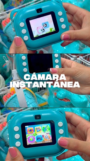 La cámara instantánea que todos quieren. Sacá fotos, grabá, jugá y ¡imprimí al instante sin tinta! 🤯✨ Pantalla de 2”, 24MP, flash, cámara frontal y trasera, batería para hasta 1500 fotos y viene con 2 rollos incluidos, Correa para llevarla a todos lados y cable USB para cargarla 🔌 Disponible en verde, lila, rosa y celeste 💚💜💗💙 ¿Querés la tuya? Comentá “CÁMARA” y te enviamos toda la info 📩 | Diego Centro Mayorista
